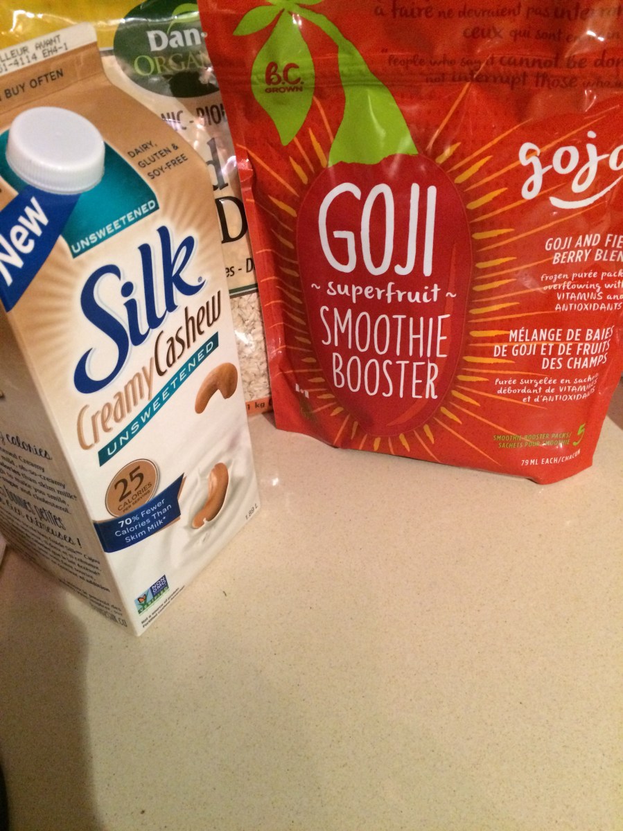 Boosting Smoothie Bowl with Gojoy Berries Recipe – Mary in Vancity