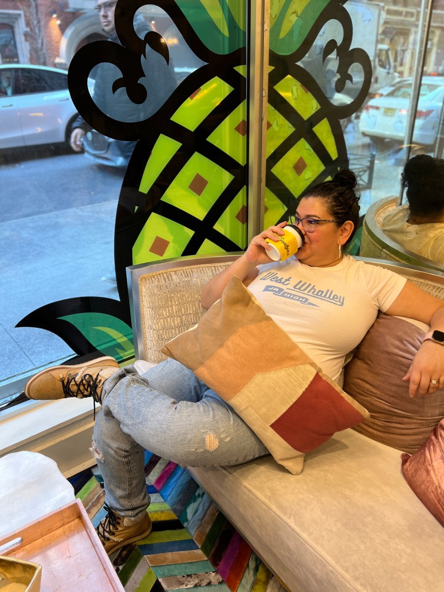 Where To Stay In NYC: The Staypineapple Hotel, A Pineapple-Fueled ...