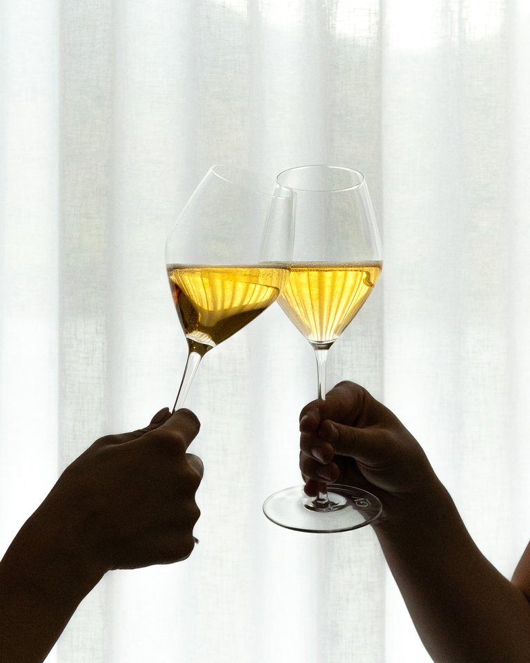 Sip and Celebrate at Penticton’s Evolve Sparkling House – Mary in Vancity